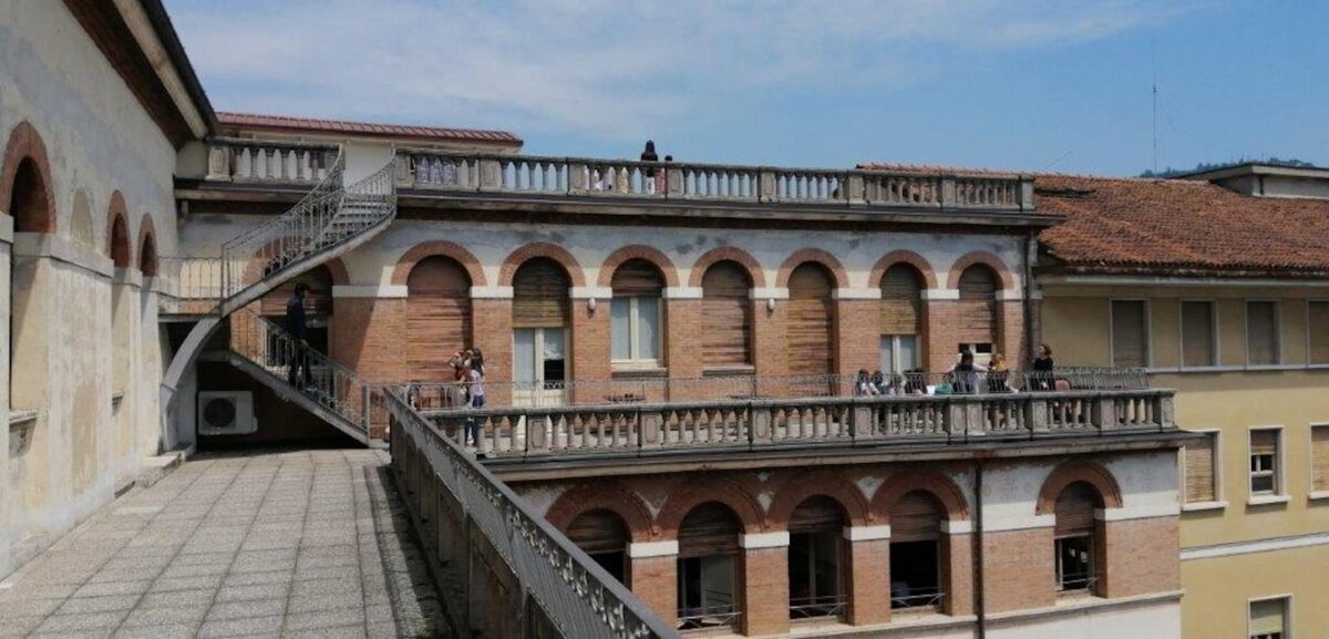 Hotello. Performance teatrale – Canossa Campus