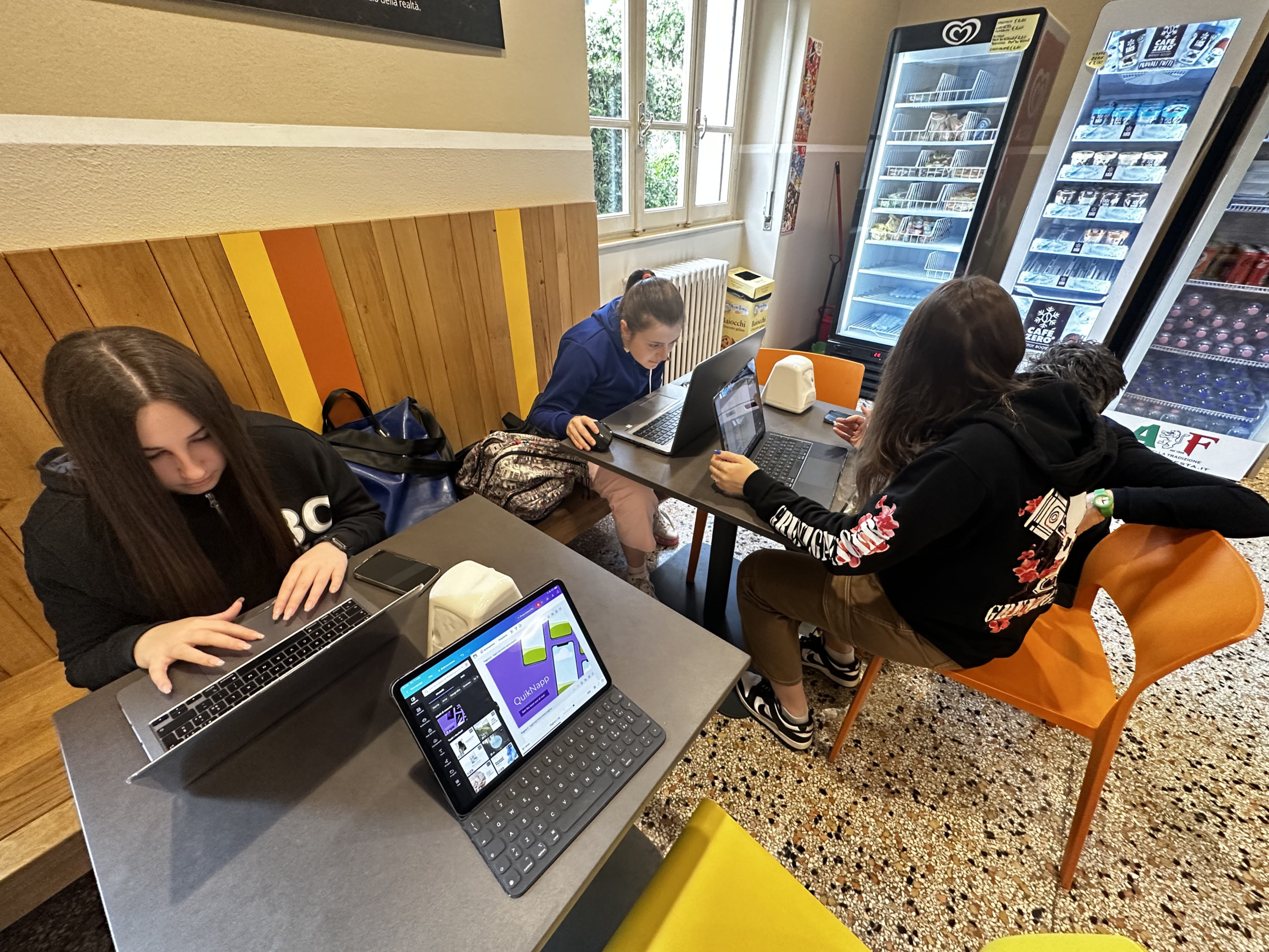 Progetto “Canossa Bar” – Canossa Campus